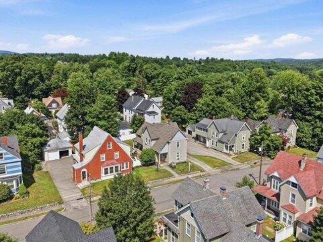house with 4 bedroom, Manchester NH ES105079898