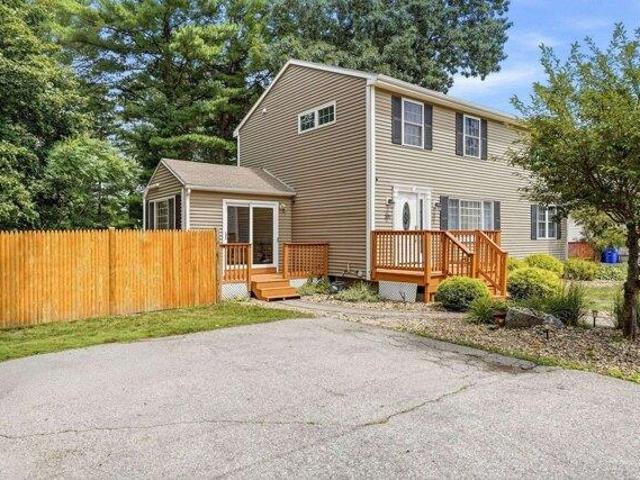 house with 4 bedroom, Manchester NH ES105230126