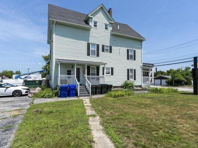 house with 4 bedroom, Manchester NH ES105231290