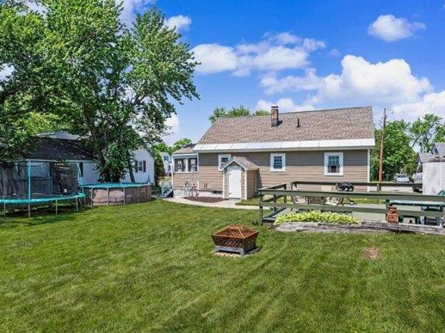 house with 4 bedroom, Manchester NH ES103442807