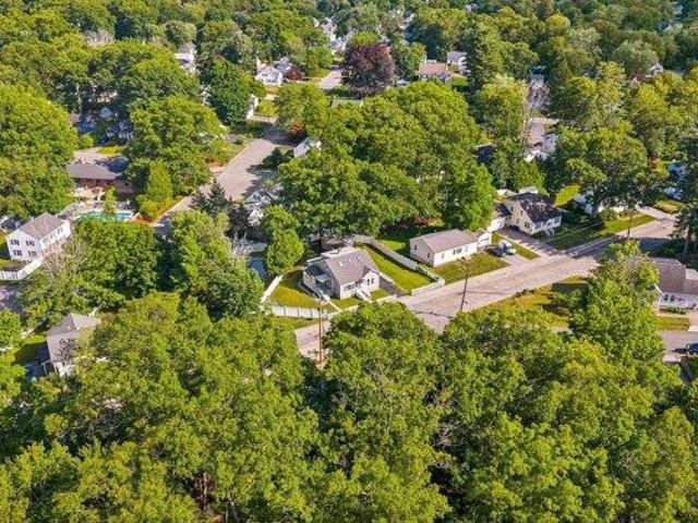 house with 4 bedroom, Manchester NH ES103886135