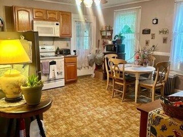 house with 4 bedroom, Manchester CT ES104607654