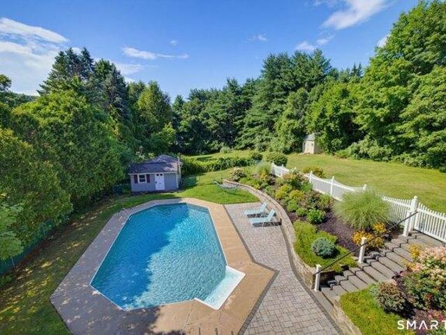house with 4 bedroom, Manchester CT ES105125215