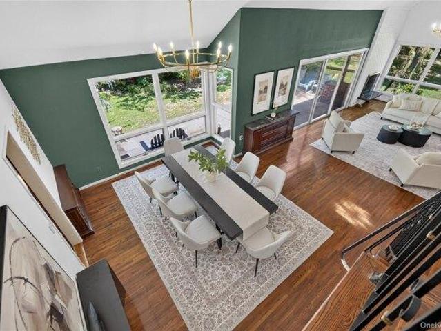 house with 4 bedroom, Manhasset NY ES105204517