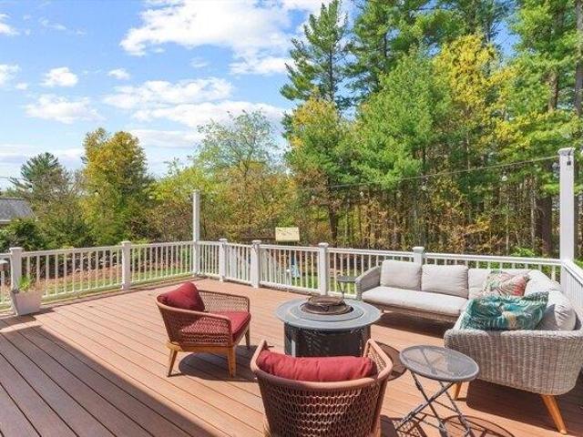 house with 4 bedroom, Mansfield MA DLS102725305