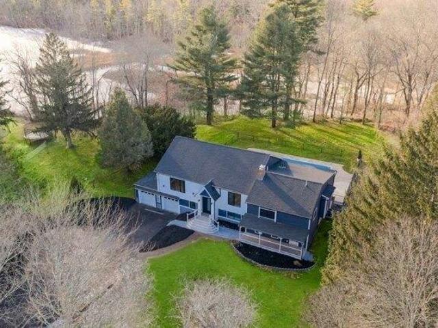 house with 4 bedroom, Mansfield MA ES102860682