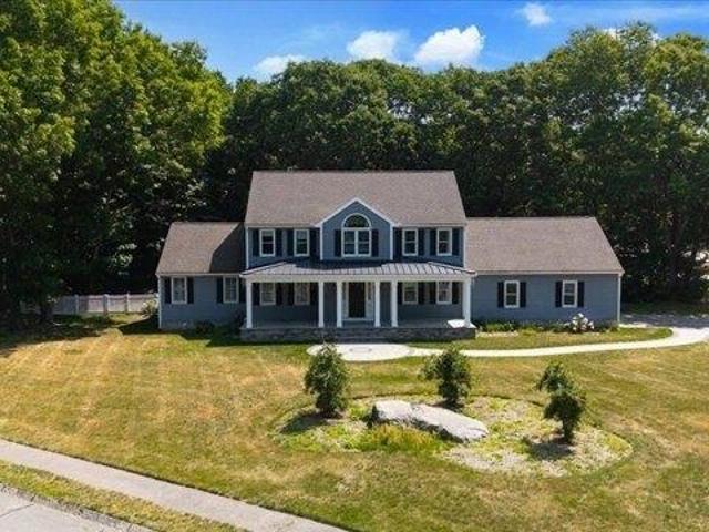 house with 4 bedroom, Mansfield MA ES103885081