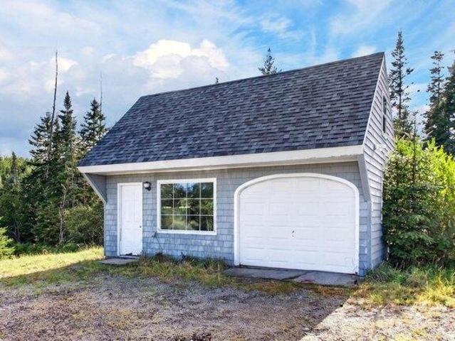 house with 4 bedroom, Machias ME ES104835331