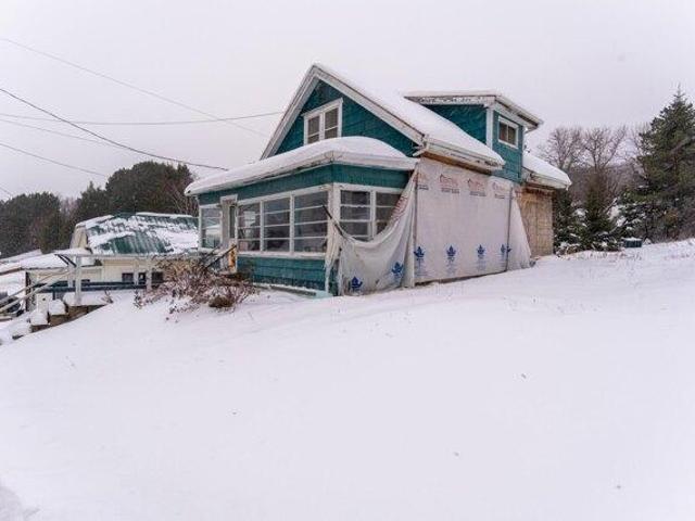 house with 4 bedroom, Madawaska ME DS102584270