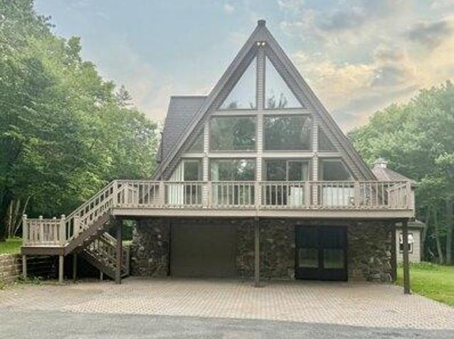house with 4 bedroom, Madawaska ME DS104116001