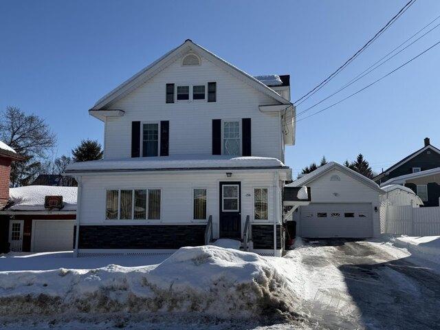 house with 4 bedroom, Madawaska ME ES103433879