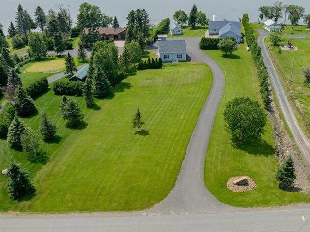 house with 4 bedroom, Madawaska ME ES104479646