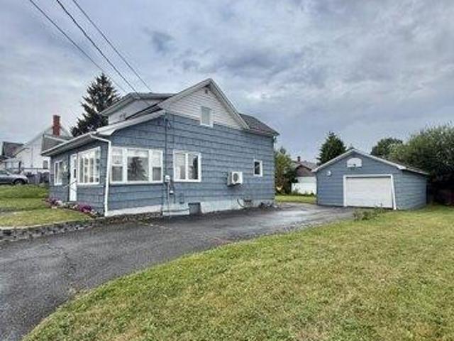 house with 4 bedroom, Madawaska ME ES105316074