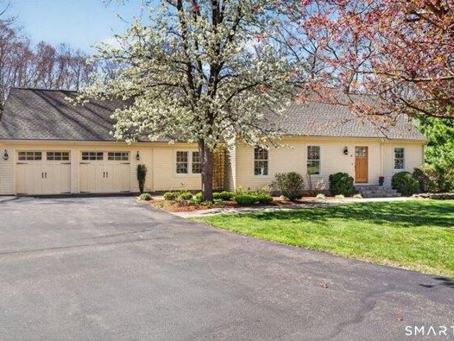 house with 4 bedroom, Madison CT DLS102281415