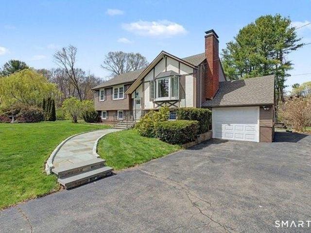 house with 4 bedroom, Madison CT DLS103125817