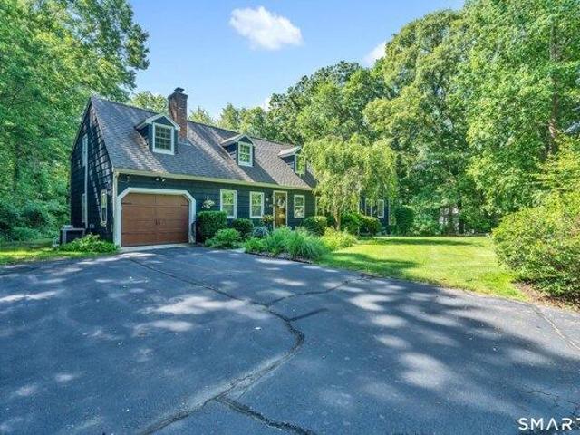 house with 4 bedroom, Madison CT ES104151187