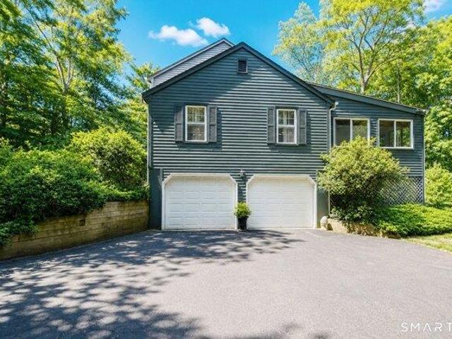 house with 4 bedroom, Madison CT ES104809586