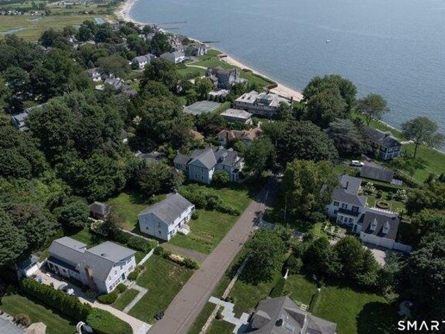 house with 4 bedroom, Madison CT ES105122850