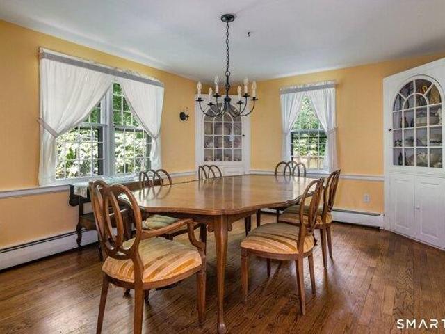house with 4 bedroom, Madison CT ES105175700