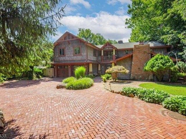 house with 4 bedroom, Mahwah NJ DS104478419