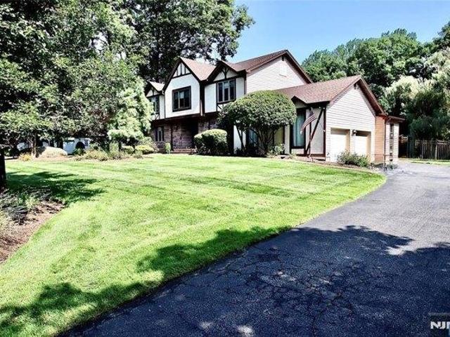 house with 4 bedroom, Mahwah NJ ES104807921