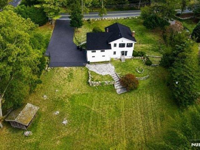 house with 4 bedroom, Mahwah NJ ES104832762
