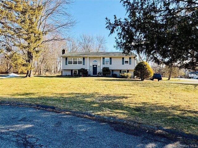 house with 4 bedroom, Mahopac NY DS102561134
