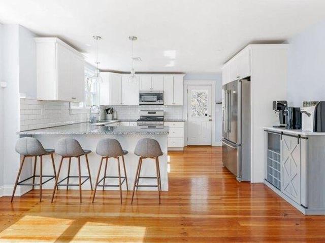 house with 4 bedroom, Malden MA DLS102443417