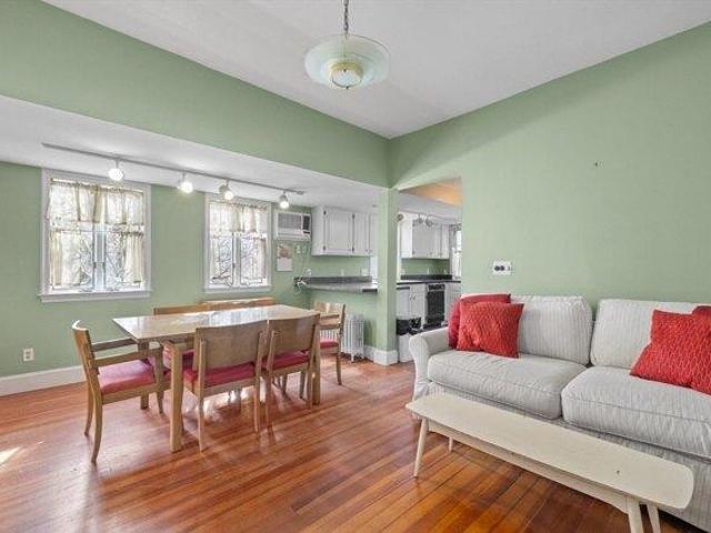 house with 4 bedroom, Malden MA DLS102592751