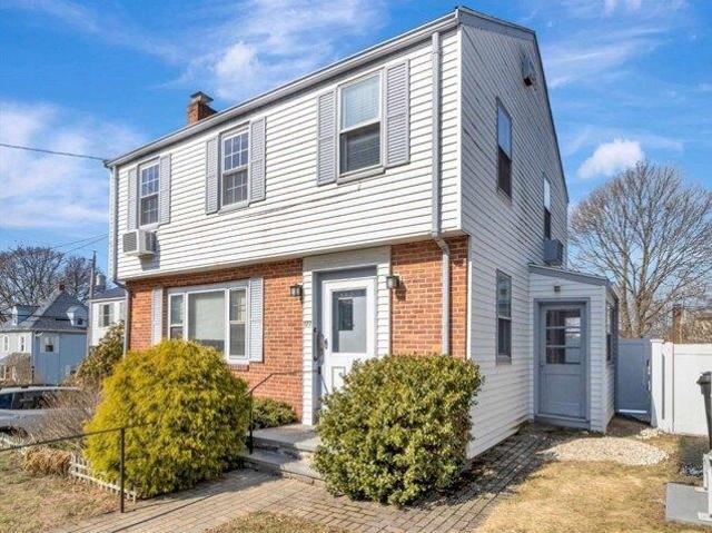 house with 4 bedroom, Malden MA DS101799537