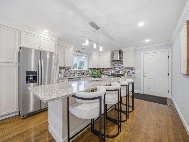 house with 4 bedroom, Malden MA DS102593488