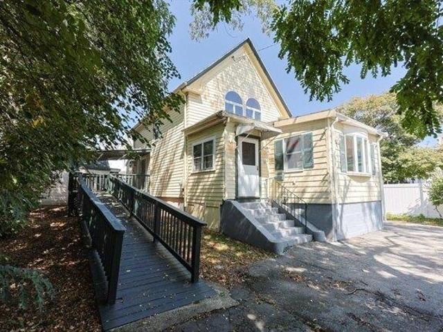 house with 4 bedroom, Malden MA DS104008402