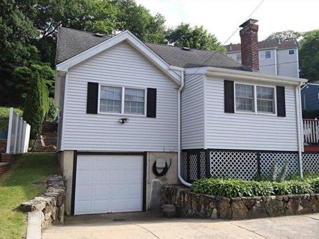 house with 4 bedroom, Malden MA DS104010588
