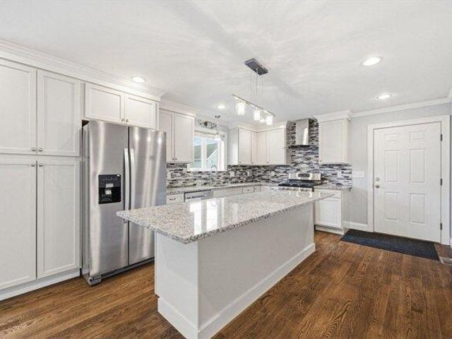 house with 4 bedroom, Malden MA DS104043346