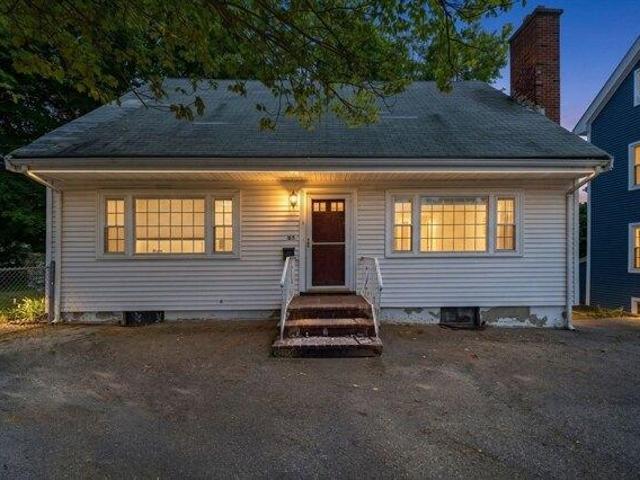 house with 4 bedroom, Malden MA ES104789210