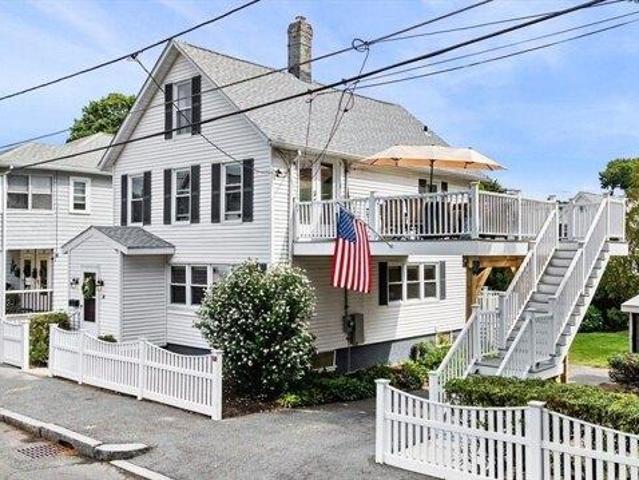 house with 4 bedroom, Malden MA ES105115337