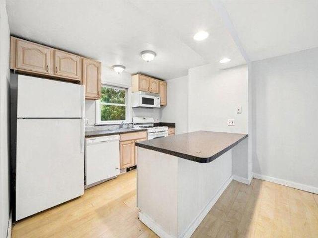 house with 4 bedroom, Malden MA ES105156636