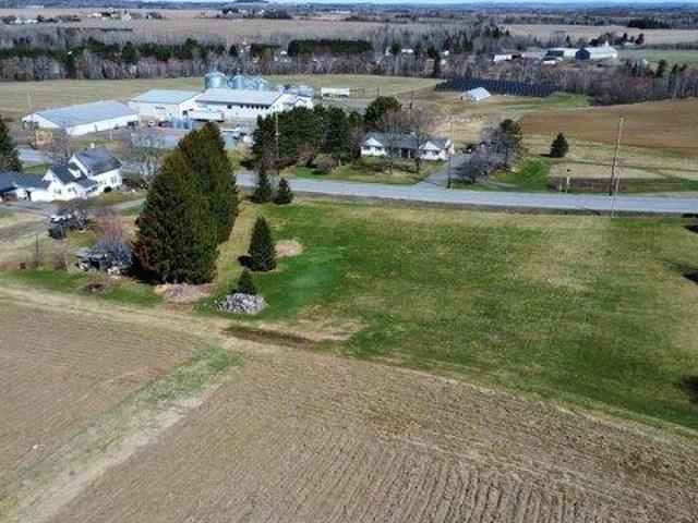 house with 4 bedroom, Mapleton ME DLS102253981