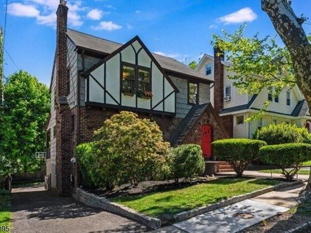 house with 4 bedroom, Maplewood NJ DS103190299