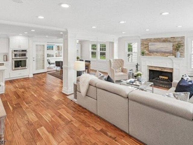house with 4 bedroom, Maplewood NJ ES105124852