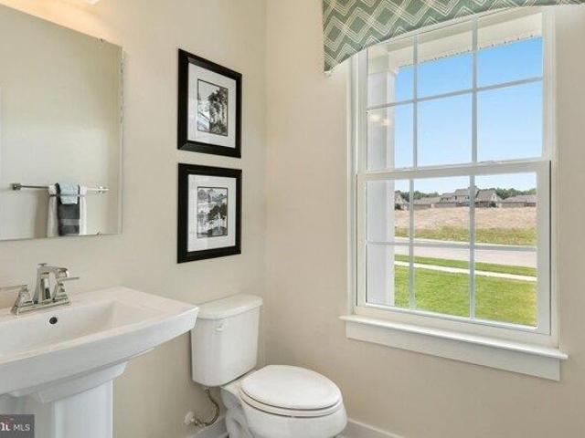 house with 4 bedroom, Martinsburg WV ES103500691