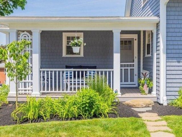 house with 4 bedroom, Marblehead MA DS104113814