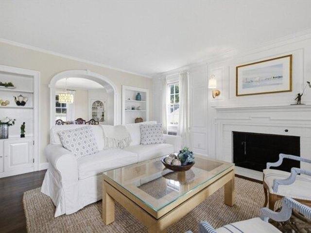 house with 4 bedroom, Marblehead MA ES104043439