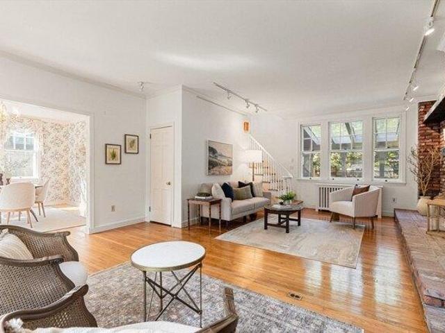 house with 4 bedroom, Marblehead MA ES103435951