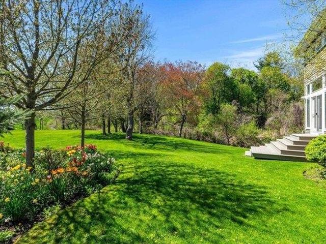 house with 4 bedroom, Marblehead MA ES103887240