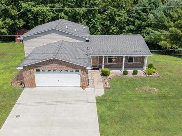 house with 4 bedroom, Marietta OH DLS92924913