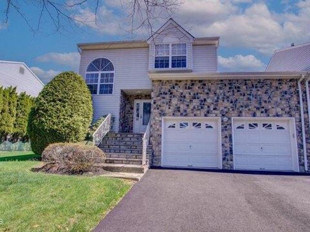 house with 4 bedroom, Marlboro NJ DLS101660867