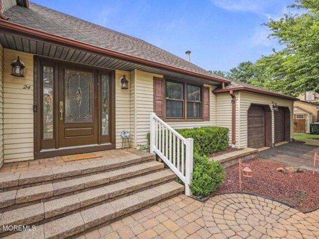 house with 4 bedroom, Marlboro NJ DS104409161