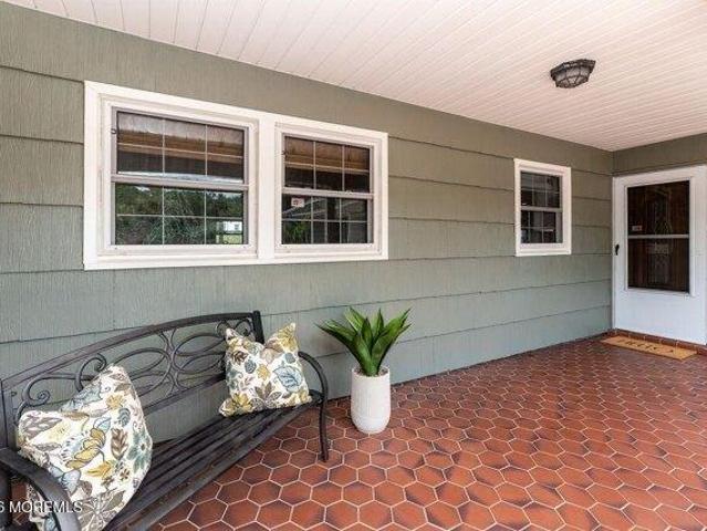 house with 4 bedroom, Marlboro NJ ES104833651