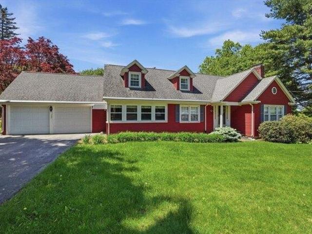 house with 4 bedroom, Marlborough MA DLS103072118